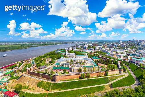Aerial drone view of Kremlin with Volga river in Nizhny Novgorod, Russia. Summer sunny day 이미지 ...