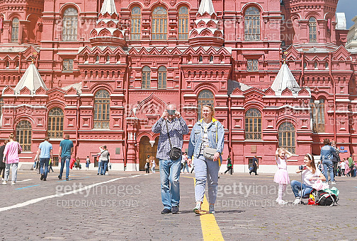 People taking photos of Moscow landmarks. Crowd of people on Red square ...