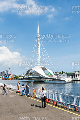 Landscape view of the beautiful Dagang Bridge (Great Harbor Bridge ...
