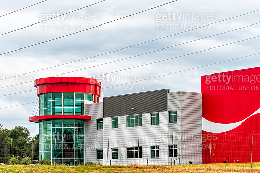 Tifton, Georgia Coca Cola Bottling Company UNITED modern architecture ...