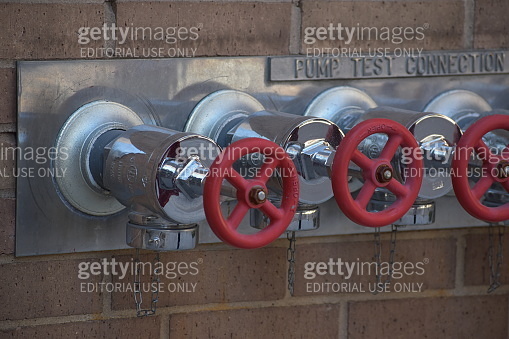 Pump Test Connection (1433934670) - 게티이미지뱅크