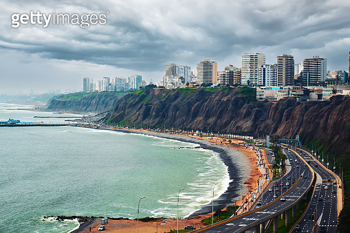 Lima, Peru. Urban landscape in Miraflores. 이미지 (1408242982) - 게티이미지뱅크