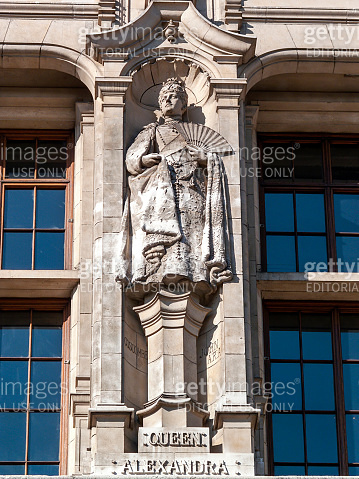 Queen Alexandra sculpture statue (1436083178) - 게티이미지뱅크