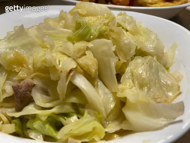 Boiled swamp cabbage ready to be served (1367644073) - 게티이미지뱅크