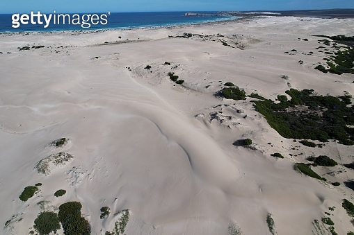 aerial drone photo of South Australian sand dunes and ocean 이미지 ...