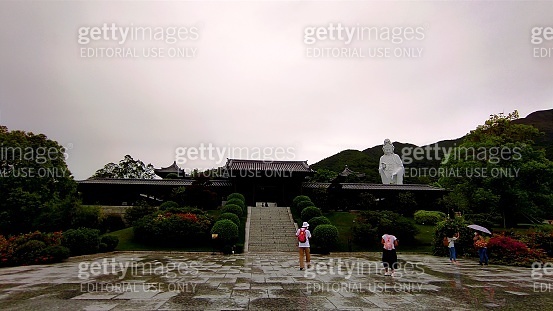 Tsz Shan Monastery is a large Buddhist temple located in Tung Tsz, Tai ...