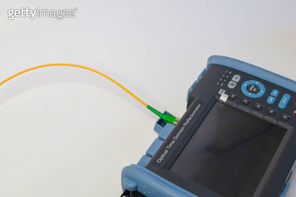 Professional testing of fiber optic connections. Measurement of the ...