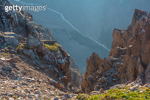 Awesome mountain view from cliff at very high altitude. Scenic ...