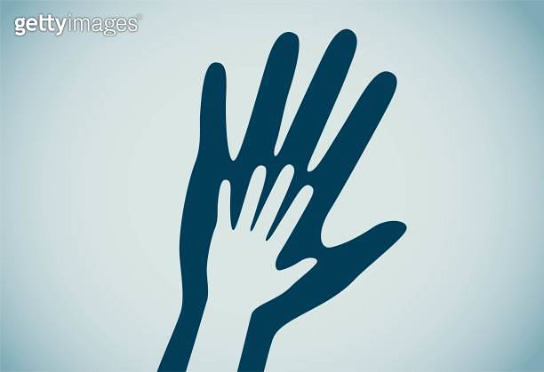 a big hand and a small hand 이미지 (1405295166) - 게티이미지뱅크