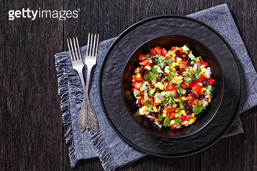 cowboy caviar, texas caviar, cowboy bean salad 이미지 (1431627371) - 게티이미지뱅크