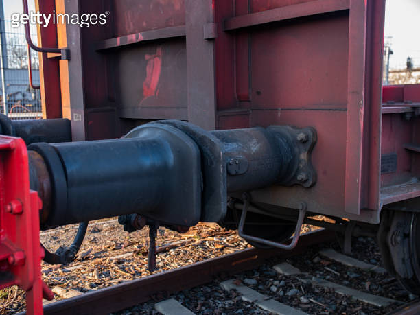 Close-up of buffers between wagons. 이미지 (1387642769) - 게티이미지뱅크