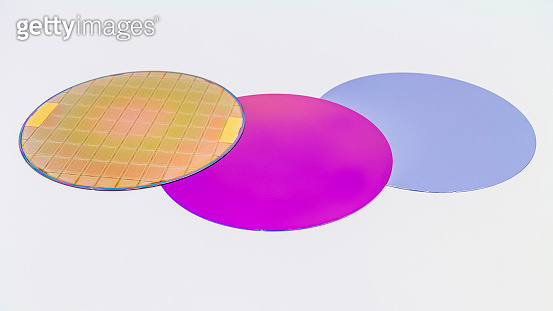 Silicon Wafers three types -empty grey wafer,purple wafer with SiO film ...