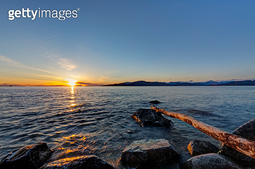 sunset view from Tower Beach, Vancouver, BC, Canada 이미지 (1403000827 ...