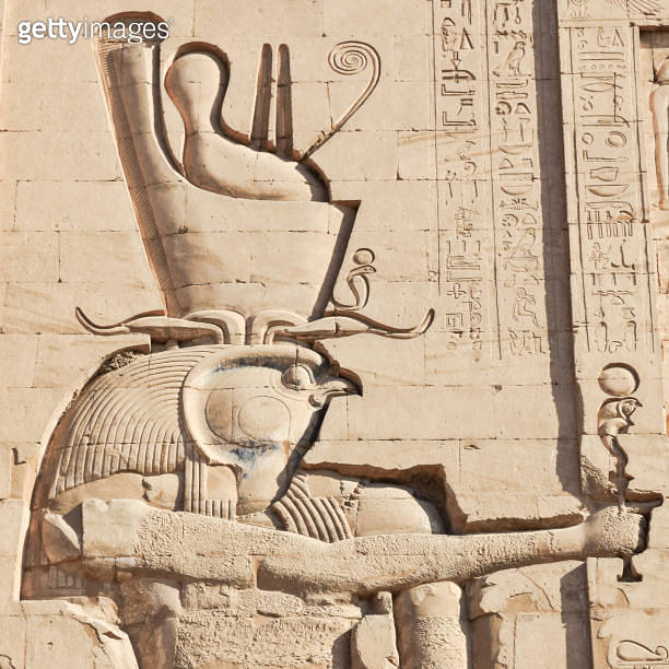 Horus Hieroglyphic at the Temple of Edfu in Edfu, Egypt 이미지 (1388023939 ...