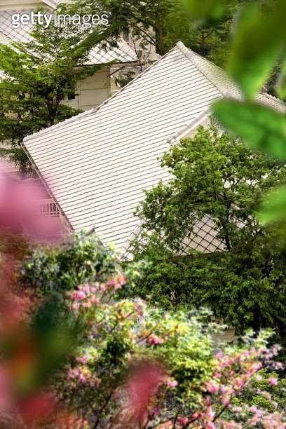 High angle view white rooftop of residential building 이미지 (1414598045 ...
