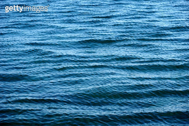 Natural blue rough and choppy sea surface abstract background 이미지 ...
