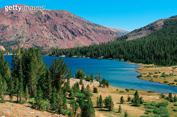 Mountainous landscape, Tioga Lake, Yosemite National Park 이미지 ...
