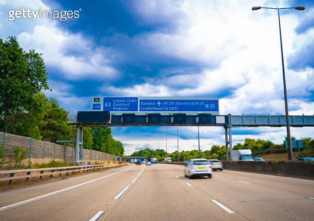 London Motorway traffic road signs to airports Gatwick and Heathrow in ...
