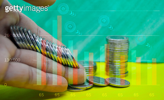 The image conveys the financial condition in the downtrend. 이미지 ...