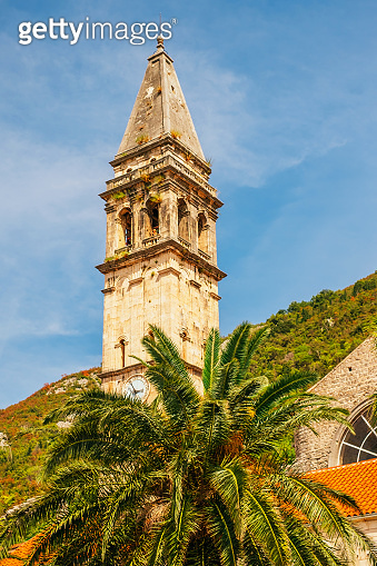 Beautiful medieval buildings in Perast old town 이미지 (1369778637) - 게티이미지뱅크