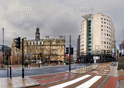 Panoramic landscape of the newly redeveloped City Square in Leeds city ...