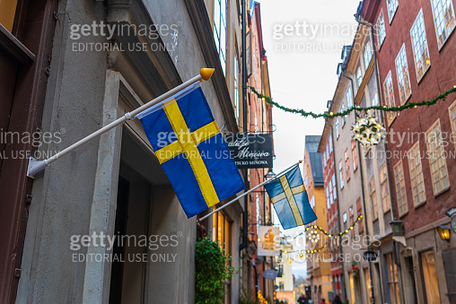 swedish flags in stockholm (1745102108) - 게티이미지뱅크