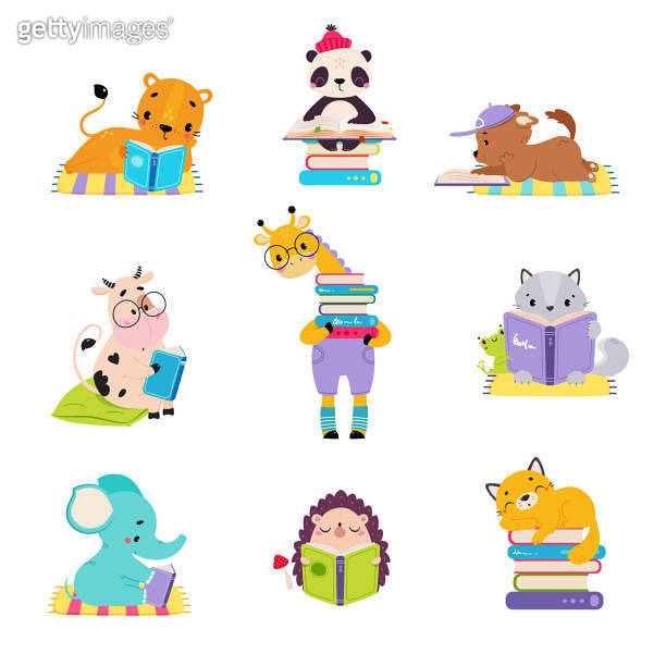 Cute baby animals reading books set. Smart hedgehog, cow, giraffe ...