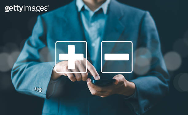 signs negative positive 이미지 (1743560128) - 게티이미지뱅크