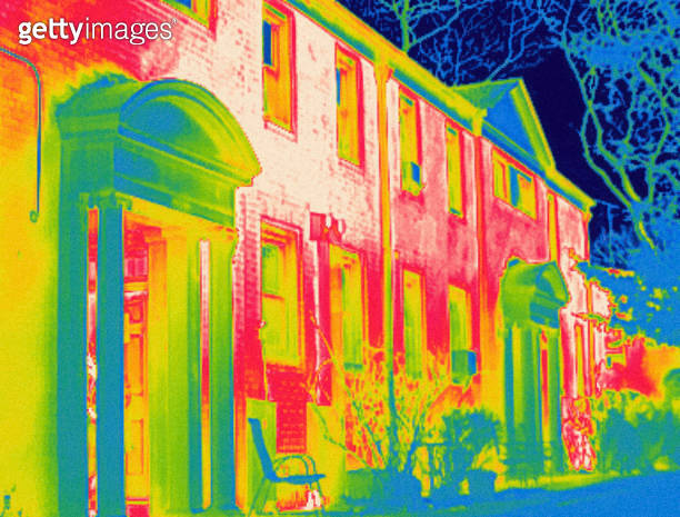 Heat leakage and house temperature control with infrared camera ...