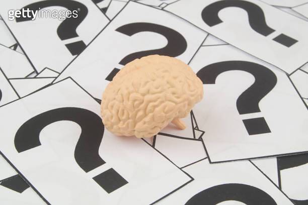 Human brain on many question marks. 이미지 (1503867051) - 게티이미지뱅크