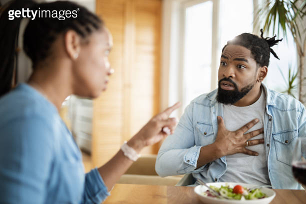 Angry African American couple arguing at dining table (1501792961) - 게티 ...