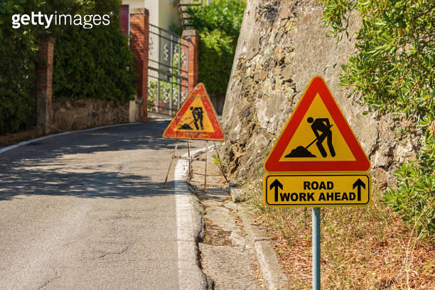 Triangular Road Work Ahead Sign or Work in Progress Sign 이미지 ...