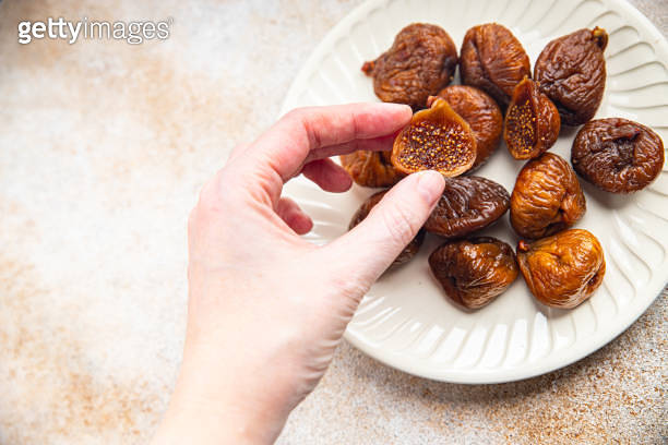 figs dried fruit smoked delicious healthy eating cooking appetizer meal ...