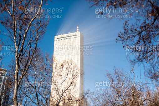 63 Square building skyscraper on Yeouido island in Seoul, South Korea ...