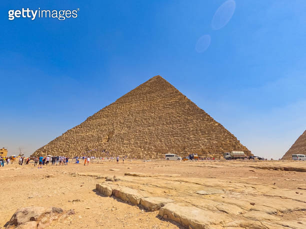 The Pyramids Of Giza In Cairo (1629477561) - 게티이미지뱅크