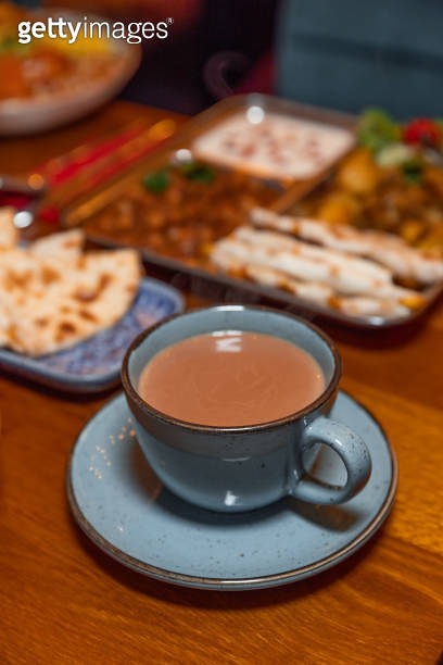 Drinking chai tea on Indian restaurant table 이미지 (1819232063) - 게티이미지뱅크