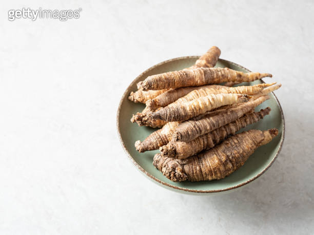 deodeok, mountain herb whose roots have restorative properties ...