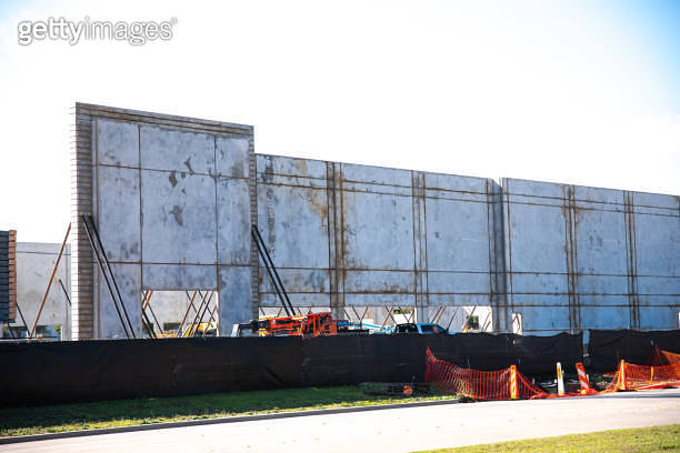 Precast concrete wall panels, prefabricated mega warehouse building ...
