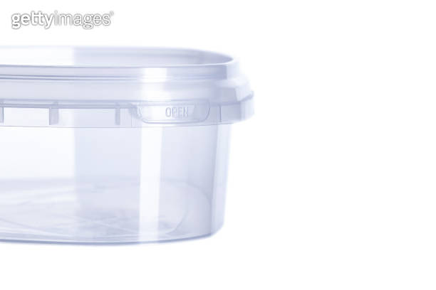 transparent plastic triangular container with transparent lid - 500 ml ...