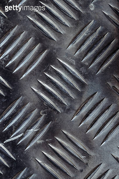 Seamless metal floor plate with diamond pattern, anti slip stainless ...
