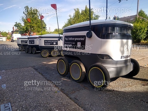 starship grocery badger robots within the Coop sales network | photo 03 ...