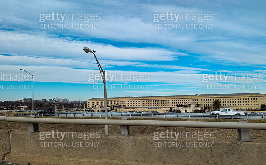 Exterior view of the Pentagon building in Washington, DC, USA. The ...