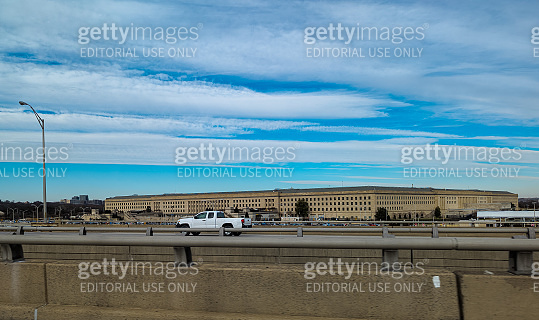 Exterior view of the Pentagon building in Washington, DC, USA. The ...