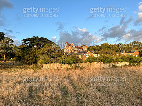 Petersham Lodge view over Petersham Meadows in Richmond, London, UK 이미지 ...