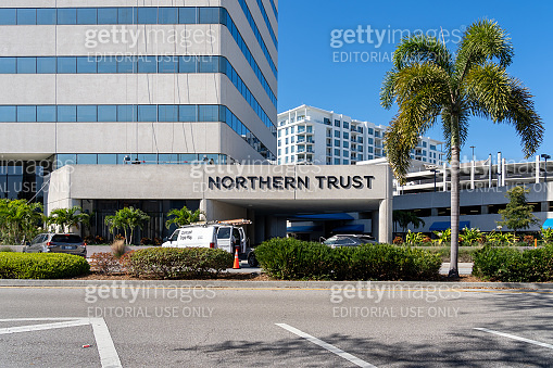 Northern Trust office building in Sarasota, Florida, USA. 이미지 ...