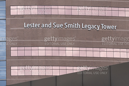 Lester and Sue Smith Legacy Tower at Texas Medical Center in Houston ...
