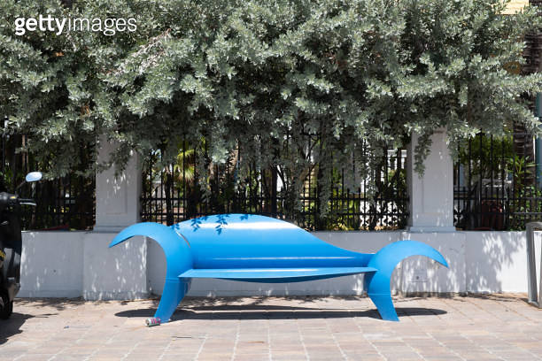 Aquatic-Themed Bench in Key West, Florida 이미지 (1485193414) - 게티이미지뱅크