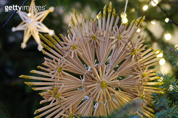 Close-up of a traditionally decorated Christmas tree in Austria ...