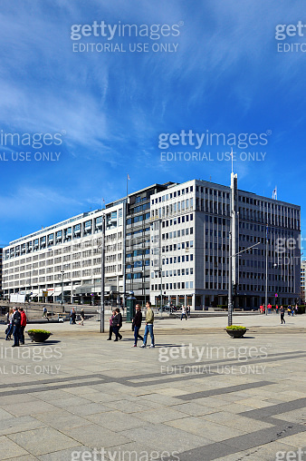 Wilhelm Wilhelmsen building and people in City Hall Square, Oslo ...