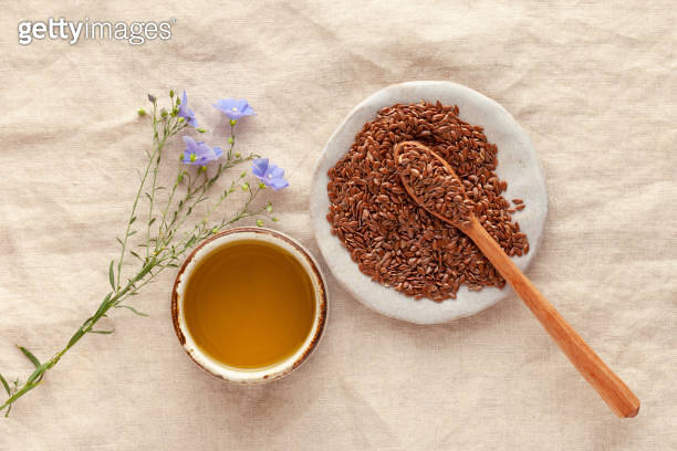 Flax oil 이미지 (1497227409) - 게티이미지뱅크